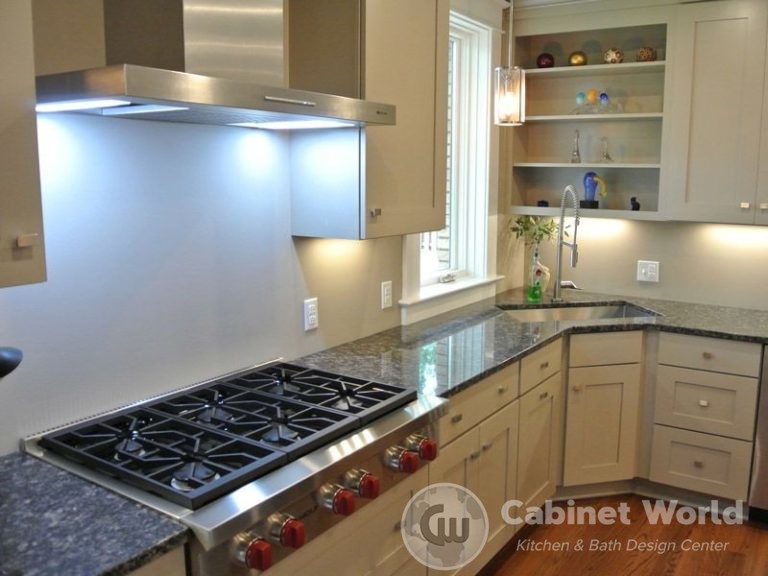 kitchen-design-stove-top | Cabinet World of PA